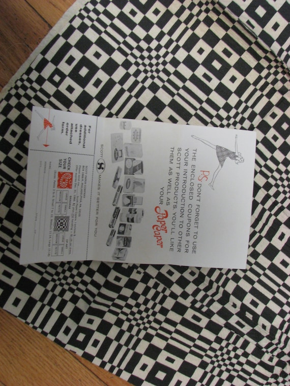 1966 Scott Paper Dress, Op Art Print, 'Paper Caper' N… - Gem