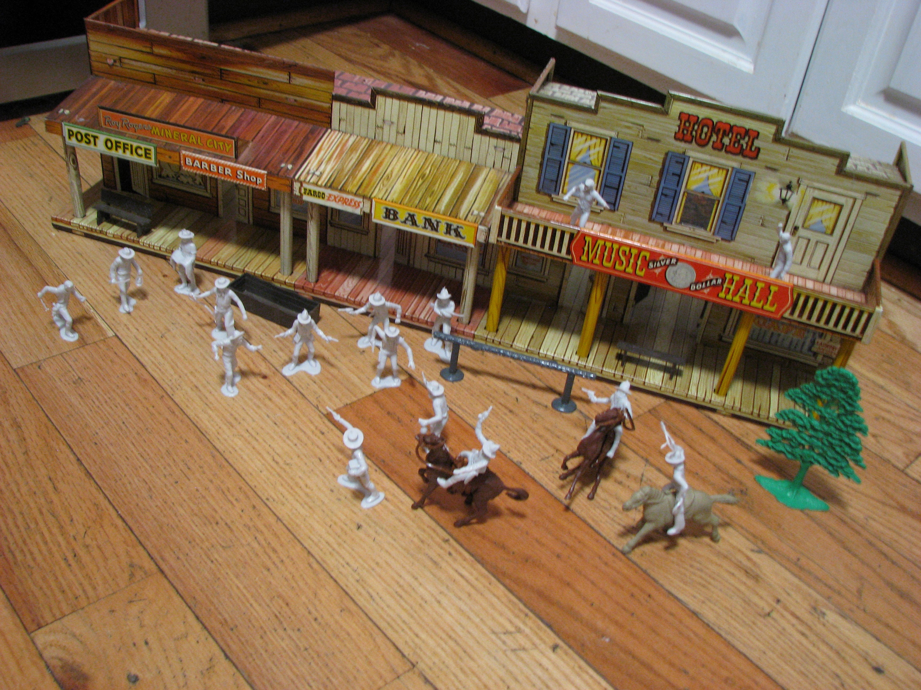 Marx Roy Rogers Playsets