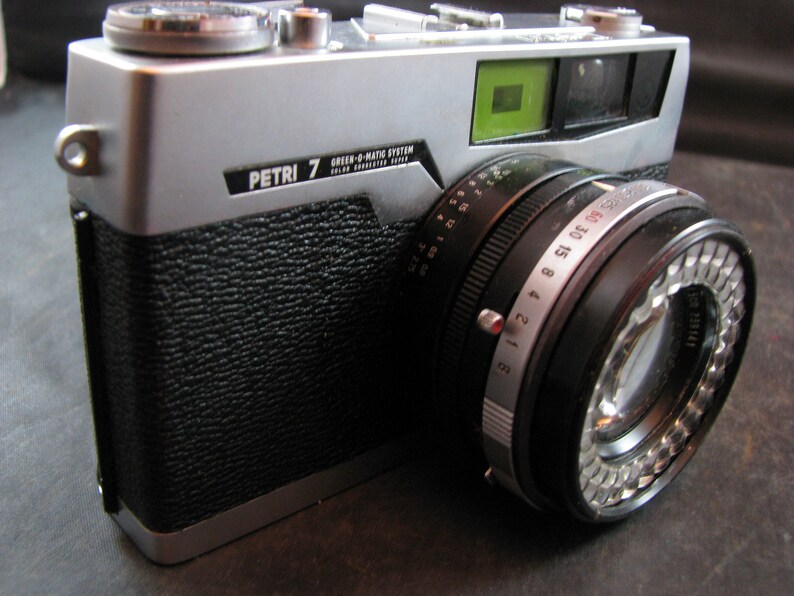 Vintage Petri 7 Camera - Etsy