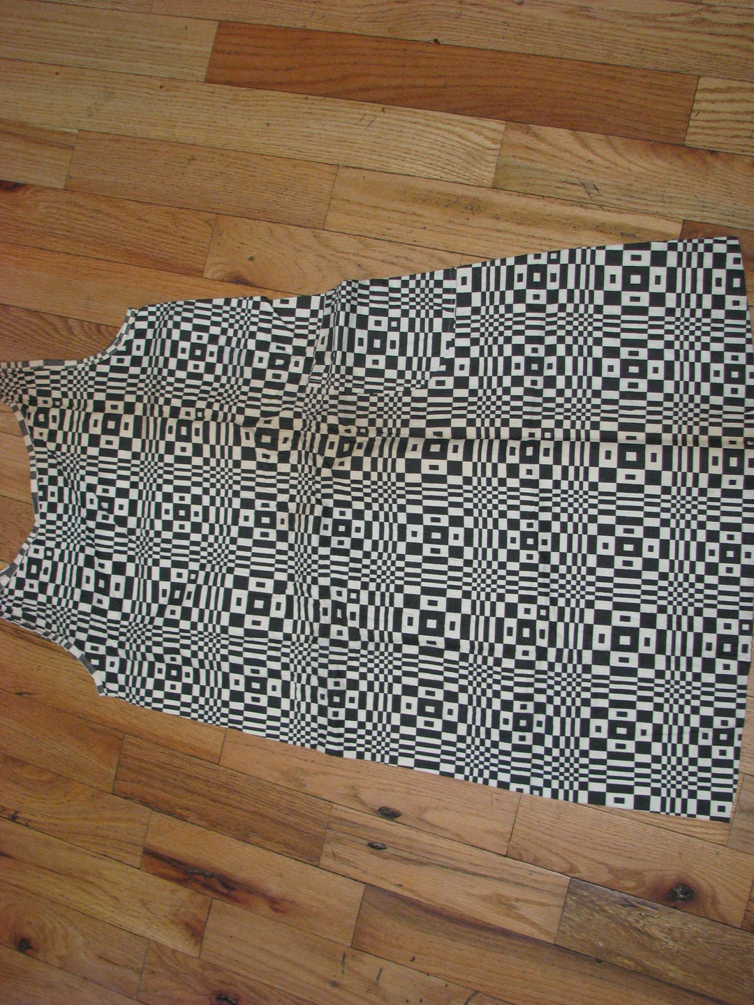 Buy Optical Art "paper Caper" Paper Dress by Scott Paper Co. , 1966 ...