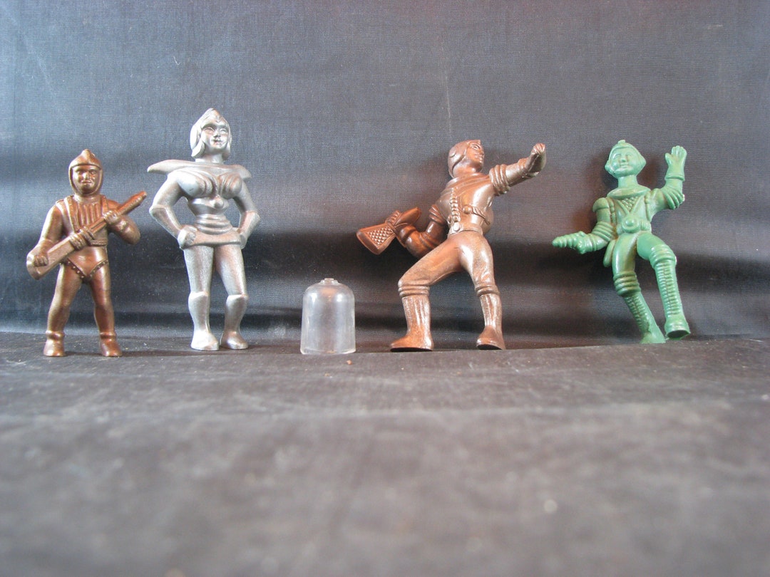 Vintage Archer Hard Plastic Spacemen - Etsy