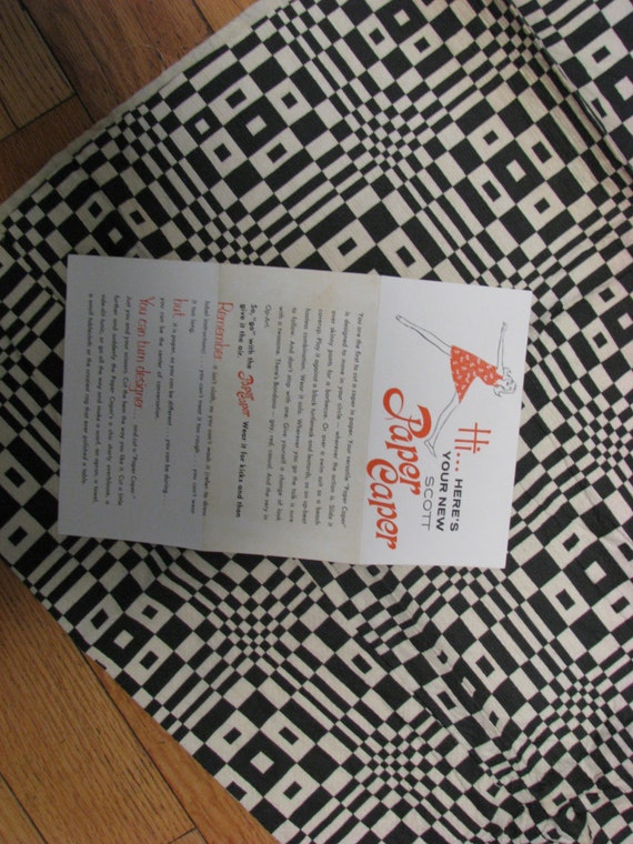 Optical art "Paper Caper" paper dress by Scott Paper … - Gem