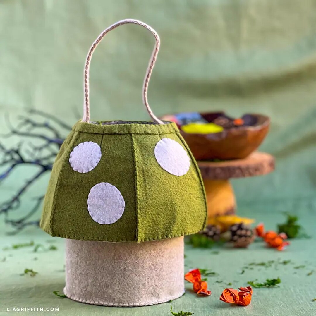Felt Toadstool Treat Basket Templates & Tutorial - Etsy