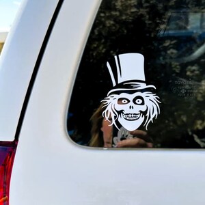 Haunted Mansion Hatbox Ghost Decal | Hatbox Ghost Decal | Disney Haunted Manxion Sticker ...