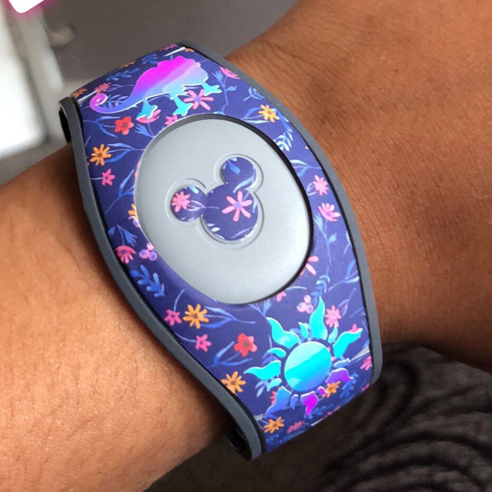 Pascal Disney Magic Band Decal | Disney Pascal Decal | Disney Pascal ...