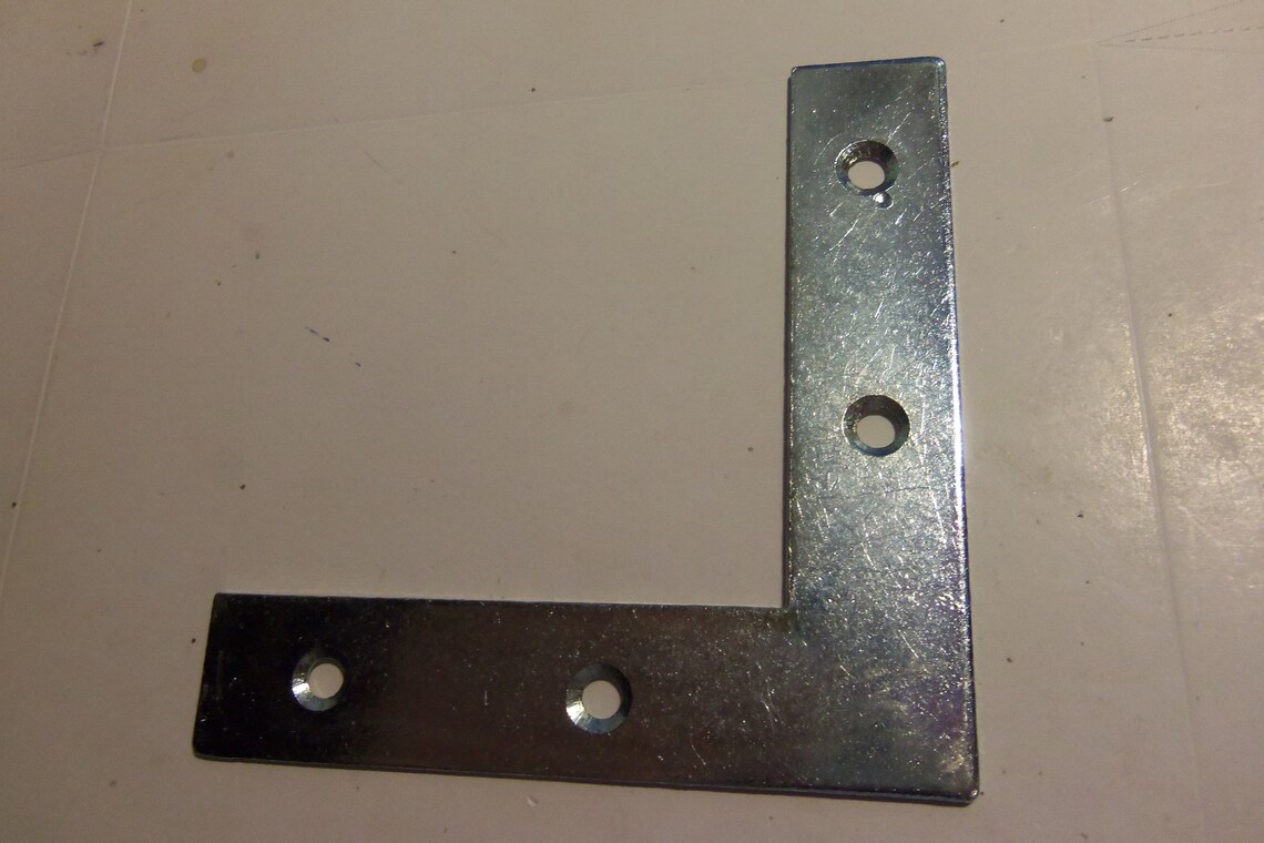 Lot of 96-4 Flat Corner Iron Braces Zinc Plated Steel 7/8 - Etsy.de