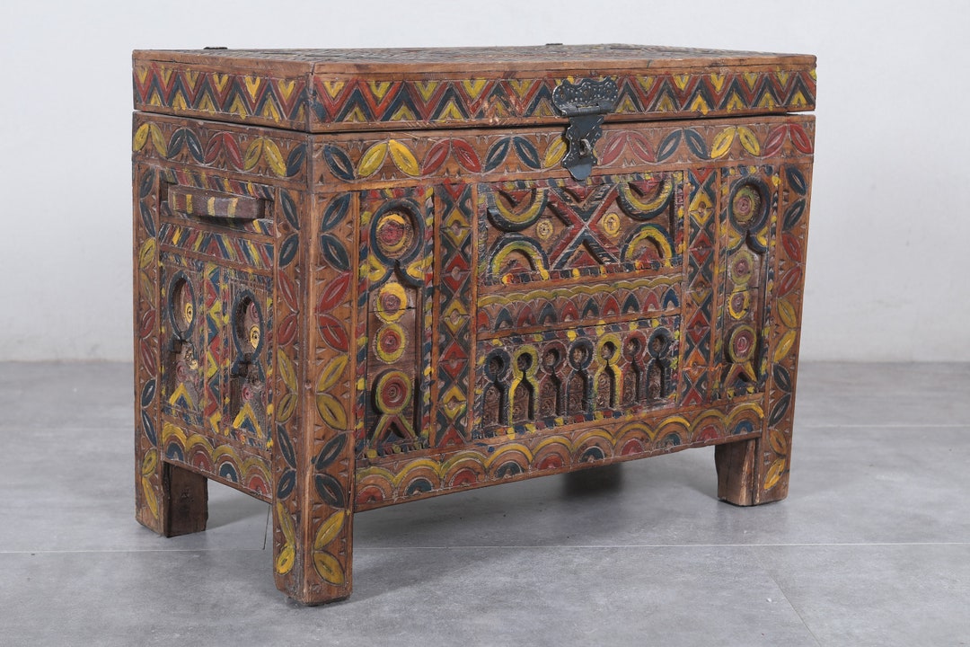 Wooden Chest Vintage Cedar Wood Chest Berber Wooden Chest Moroccan ...