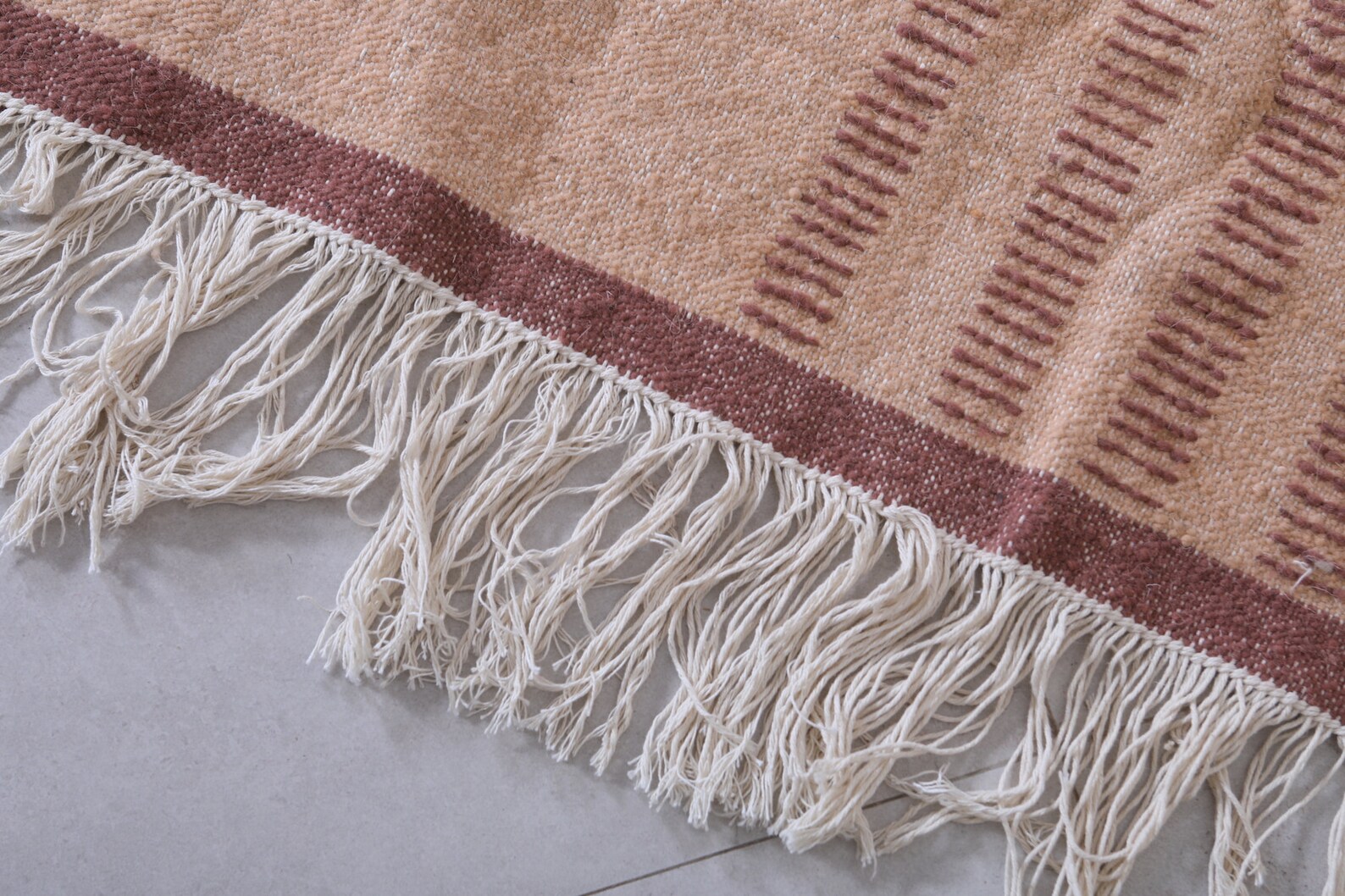 Moroccan Kilim Rug 4.5 X 7.7 Feet Handmade Rug Beige Moroccan Rug Wool ...