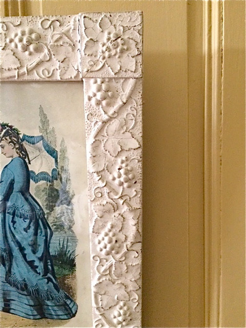 Vintage Victorian Frame With Filigree With French Fashion | Etsy