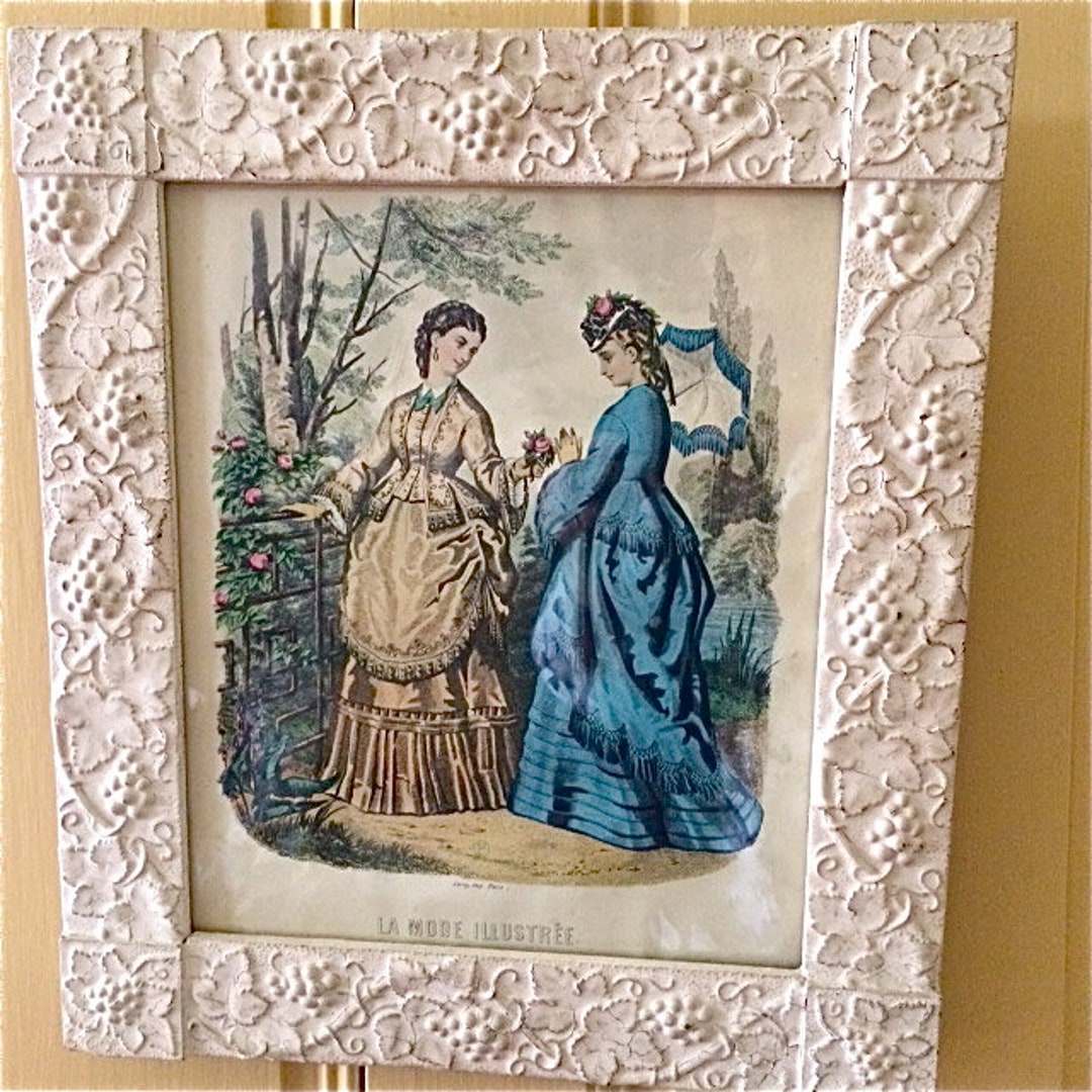 Vintage Victorian Frame With Filigree With French Fashion Print - Etsy