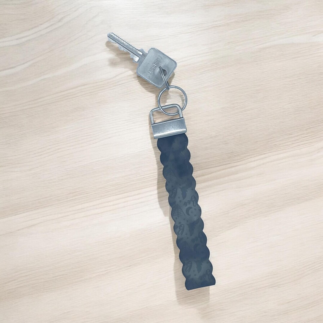 Heat Reactive Spooky Cute Halloween Key Fob Wristlet Keychain for Women ...