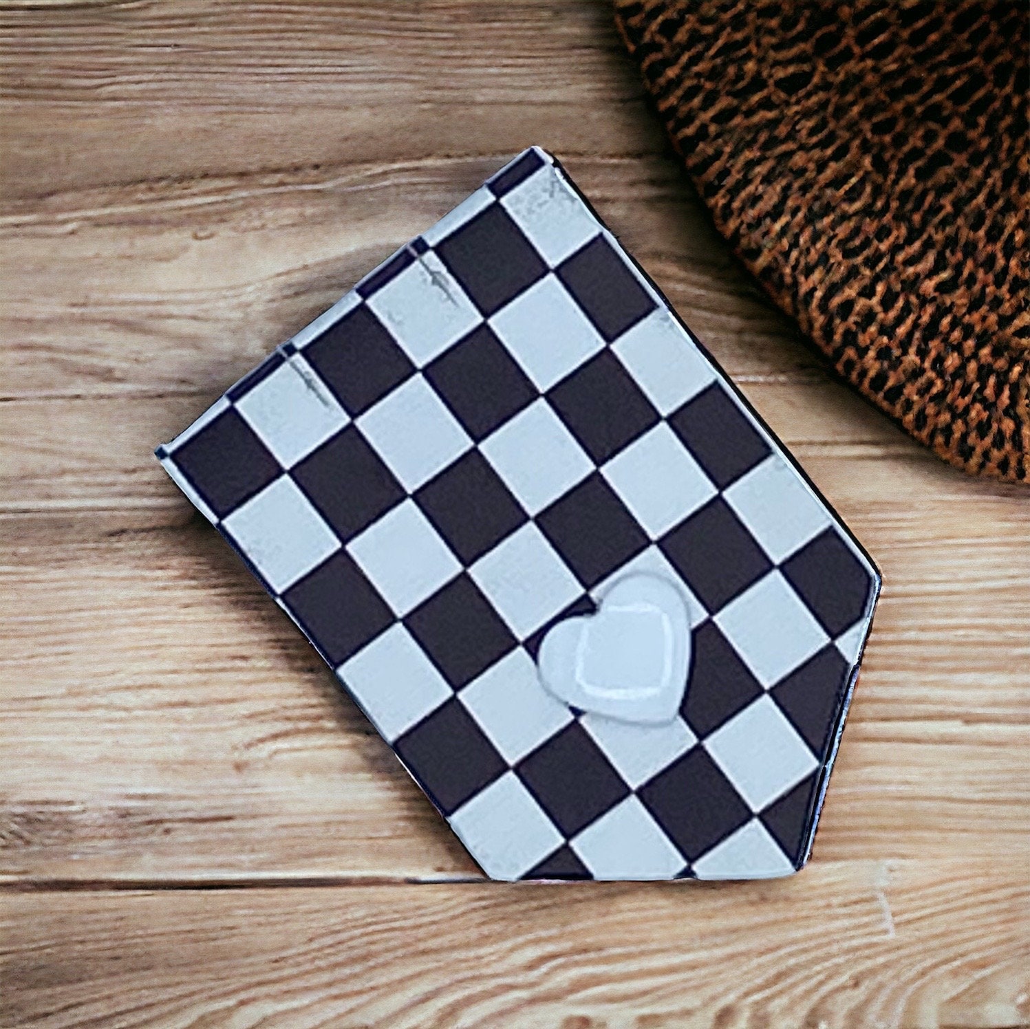 Black and White Checkered Phone Charger Cord Holder, Checkerboard ...