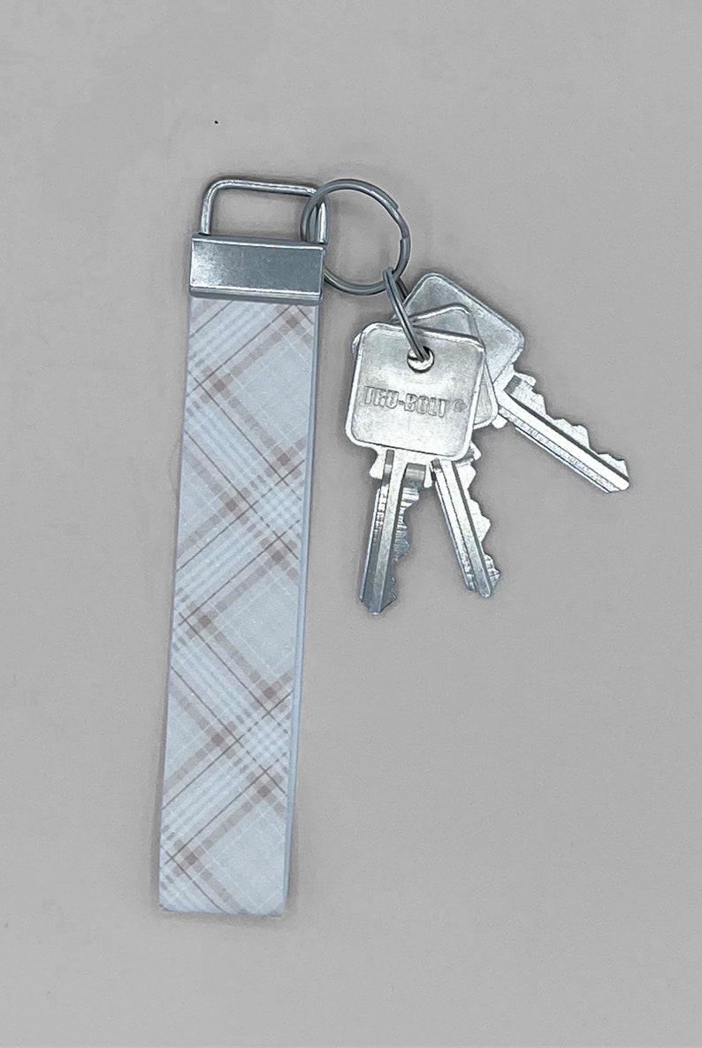 Cream Plaid Key Fob Wristlet for Women, College Dorm Gifts for Girls ...