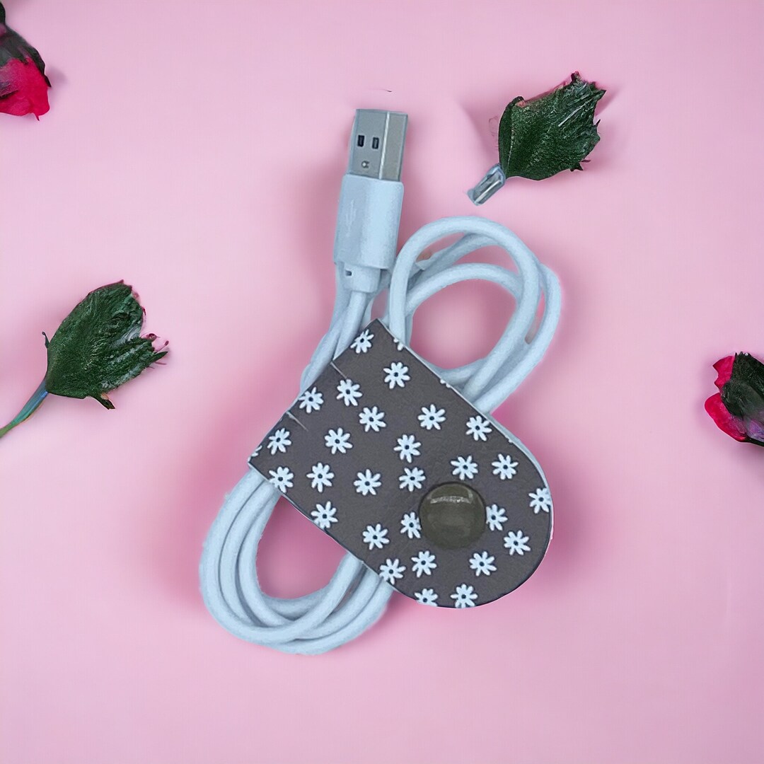 White Daisy Cord Keeper, April Birth Flower Cord Holder, Cable ...