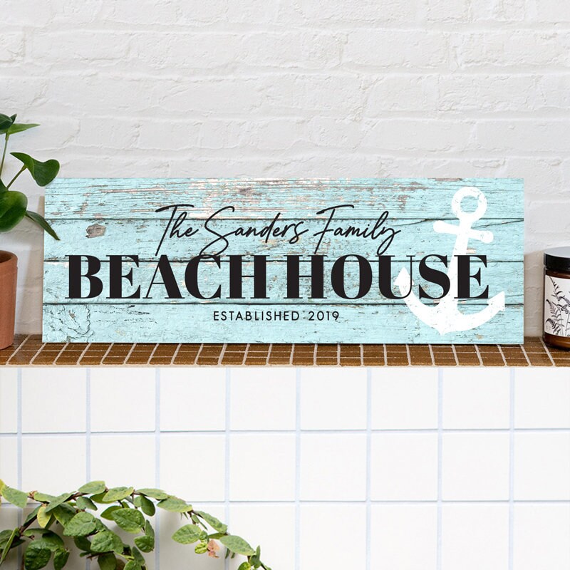 Home Décor Wreaths & Door Hangers Personalized Family Name Beach House ...