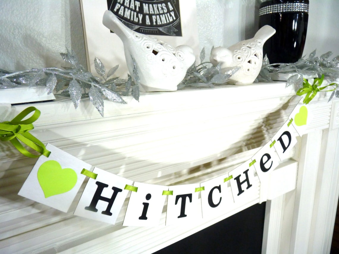 Mini Hitched Banner/ Wedding Garland/ Just Hitched/ Wedding D | Etsy