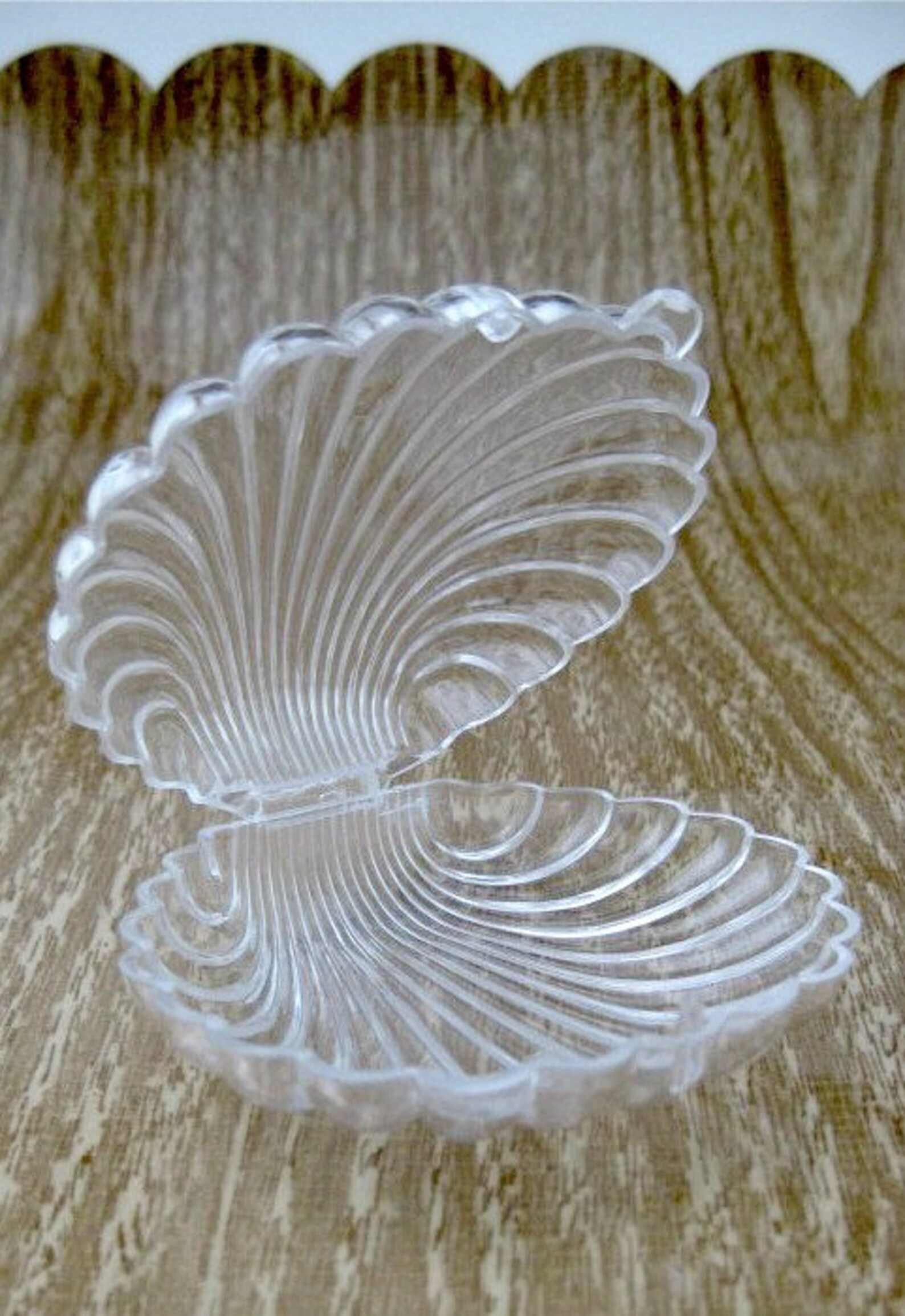 CLOSEOUT/SECONDS: Clear Plastic Clam Shell Favor Boxes for | Etsy