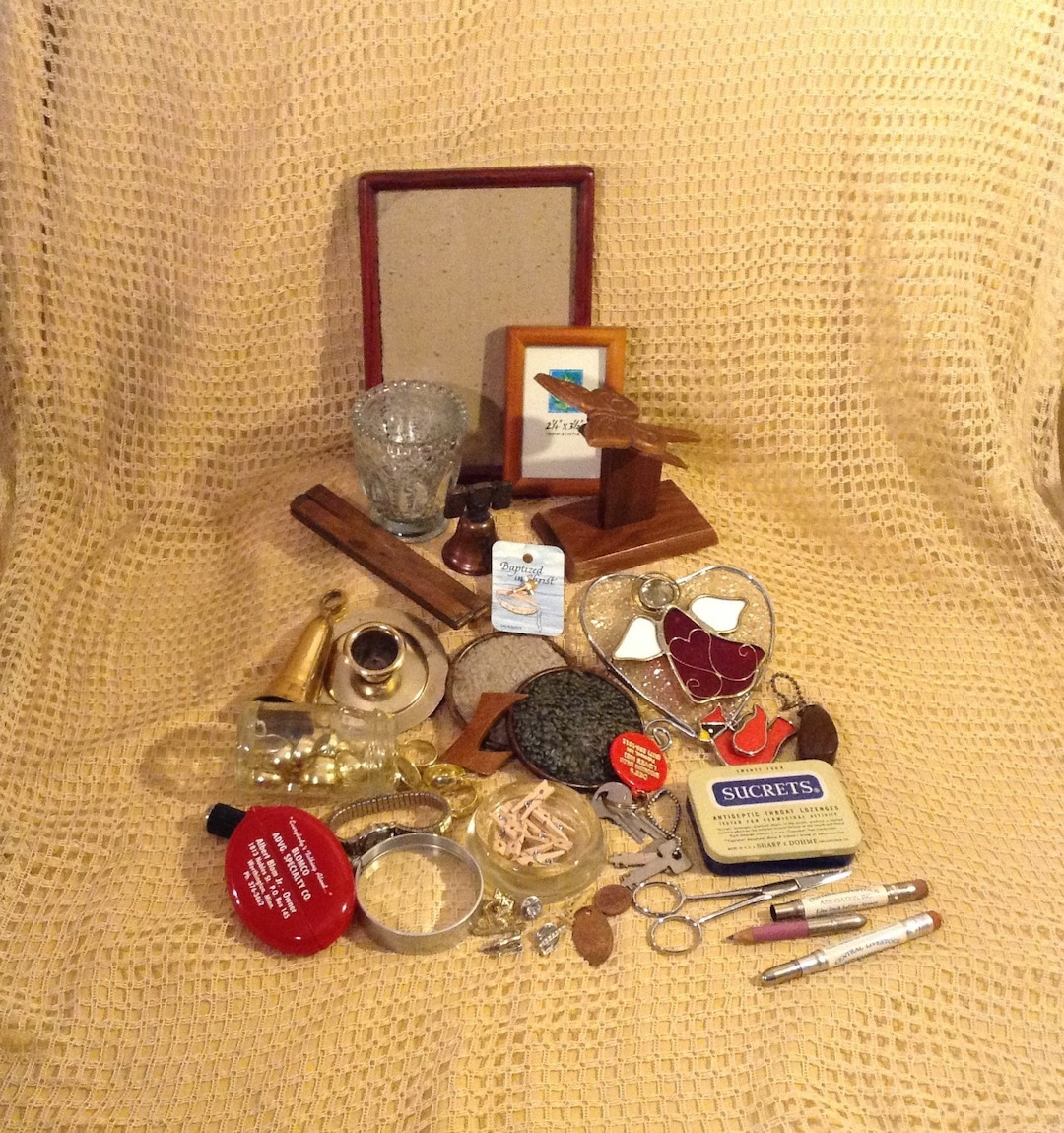 Junk Lot W - Womens Trinkets, Tiny Treasures - Library, Office Decor ...