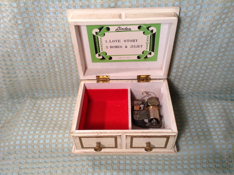 Vintage Linden Music Box Hummel Picture on the Lid Love - Etsy