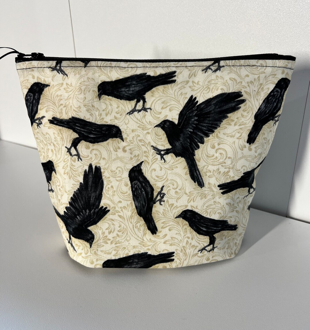 Black Raven Crow Bird Zipper Pouch Dark Academia School Supply Bag ...