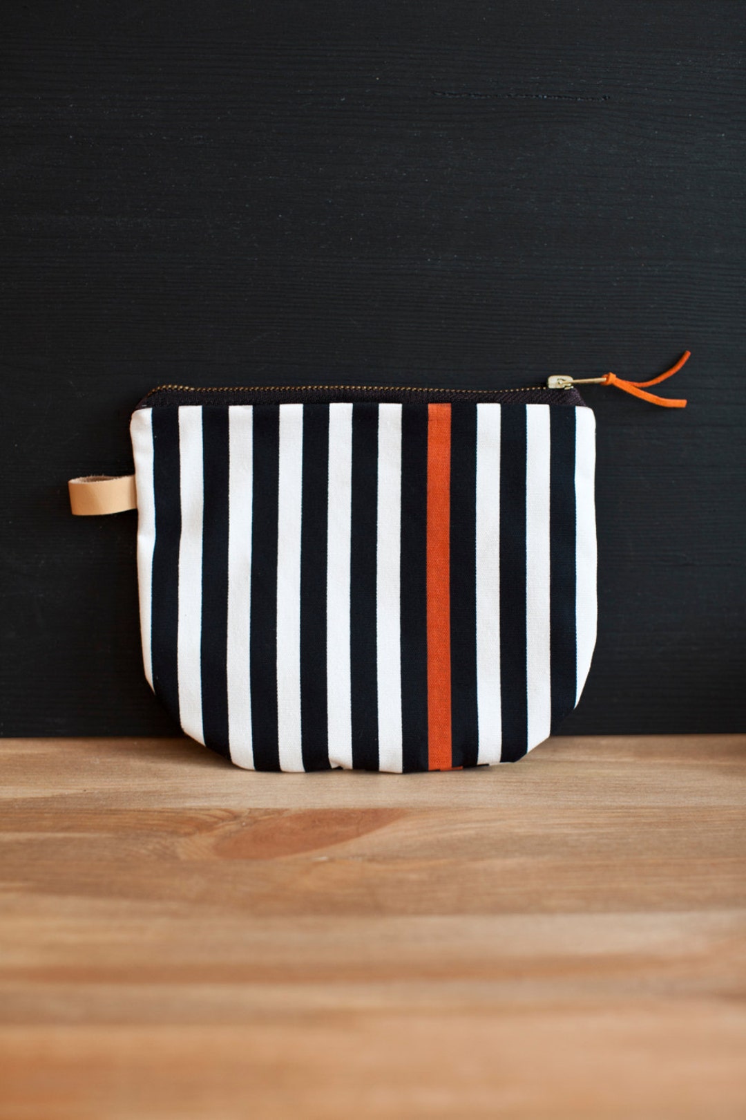 HEIMARBEIT Design Pouch With Stripe Pattern - Etsy