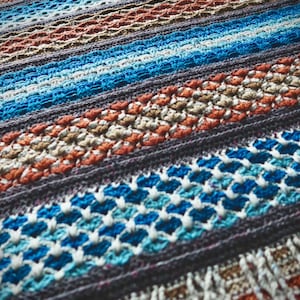 Multiverse of Stitches Crochet Pattern - English and Dutch - Etsy