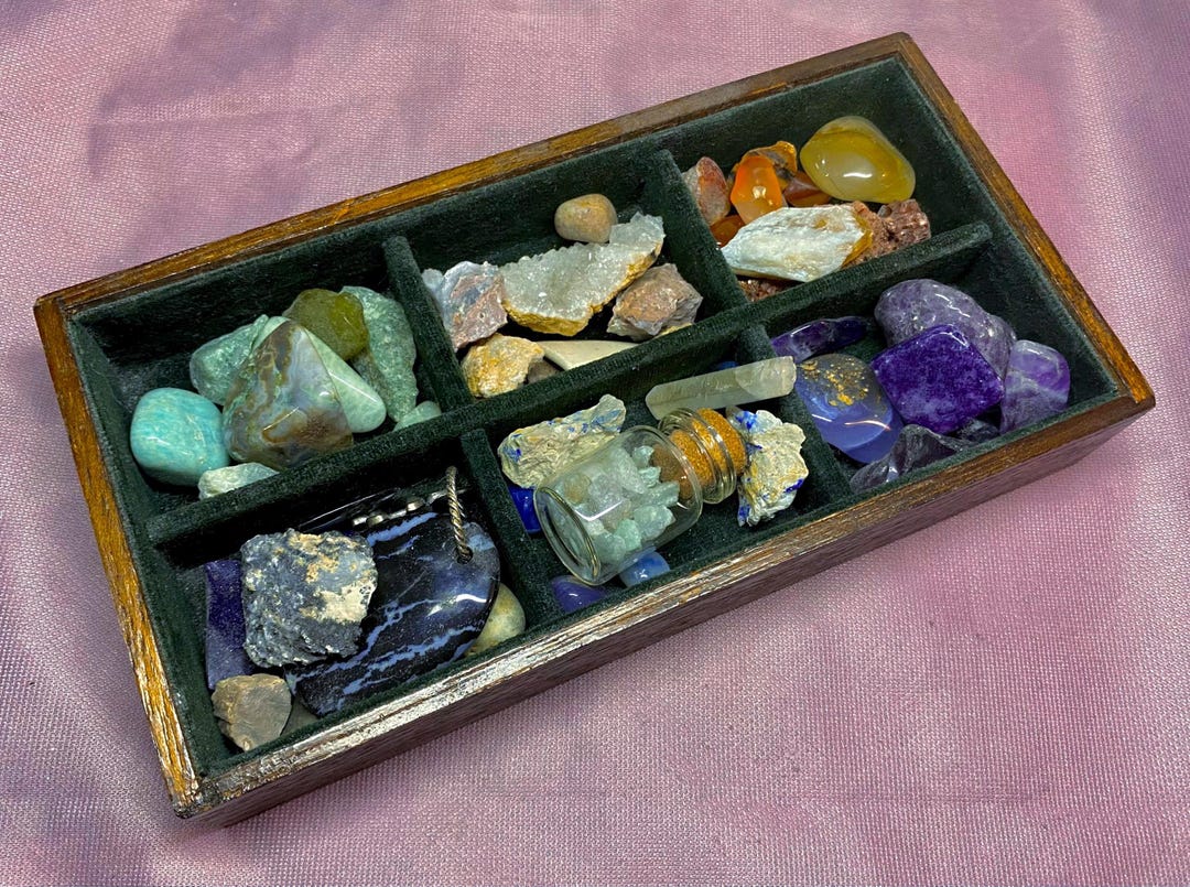 Color-coded Tiny Crystal Set in Velvet-lined Wooden Box – Raw & Tumbled ...
