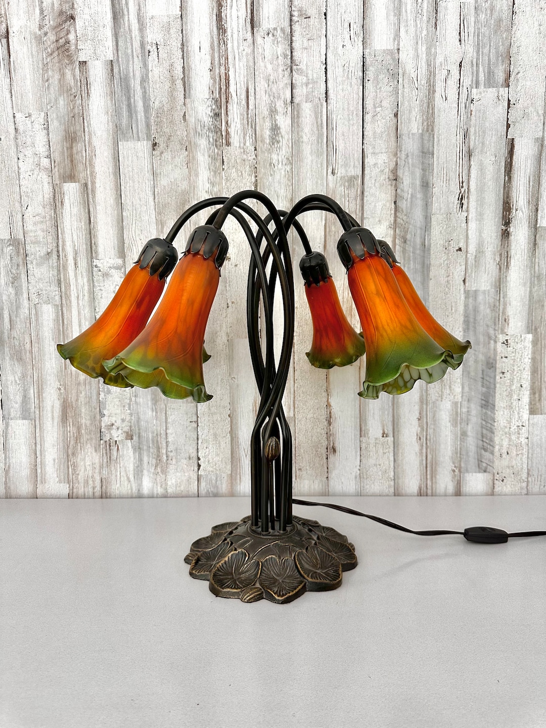Dale Tiffany Lamp Tulip and Dragonfly Vintage Lamp Art Glass Flower ...