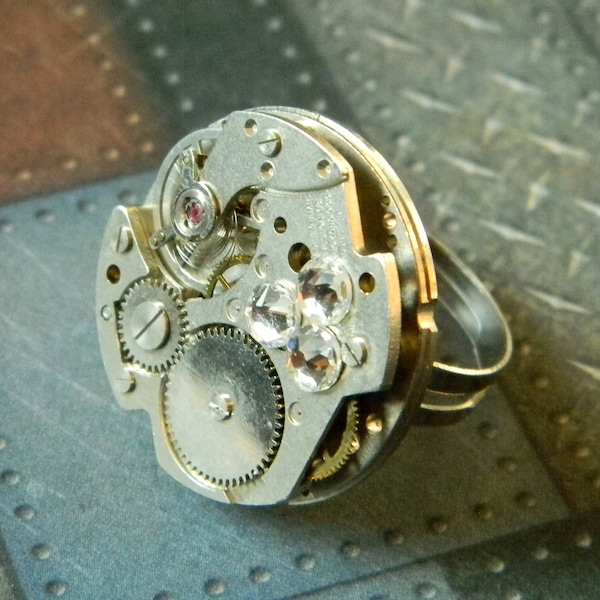 Neo Victorian Ring - Etsy