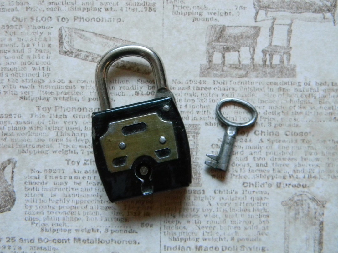Charming Vintage Art Deco Style Steel Padlock With Key - in Very Good ...