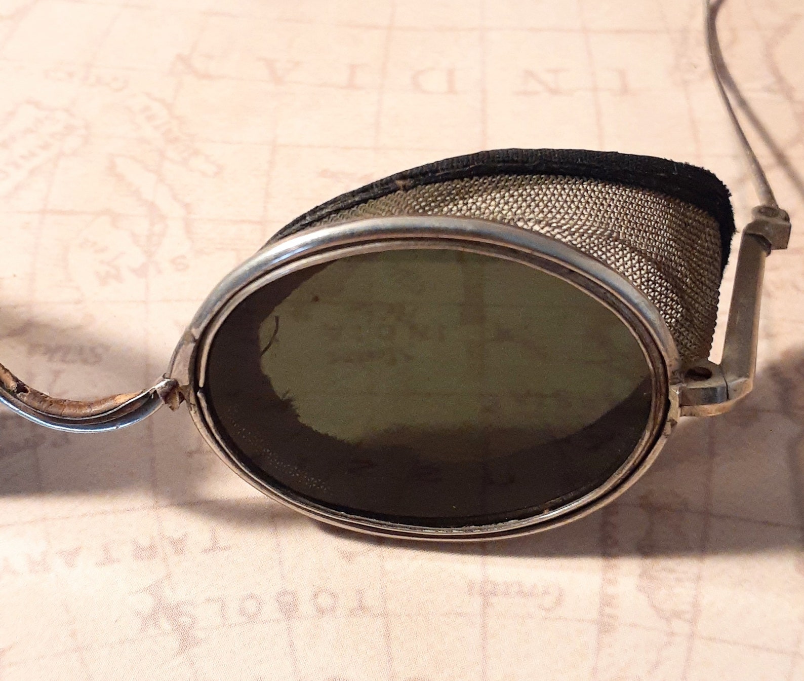 Antique Victorian Era Railway & Carriage Spectacle Sunglasses With ...