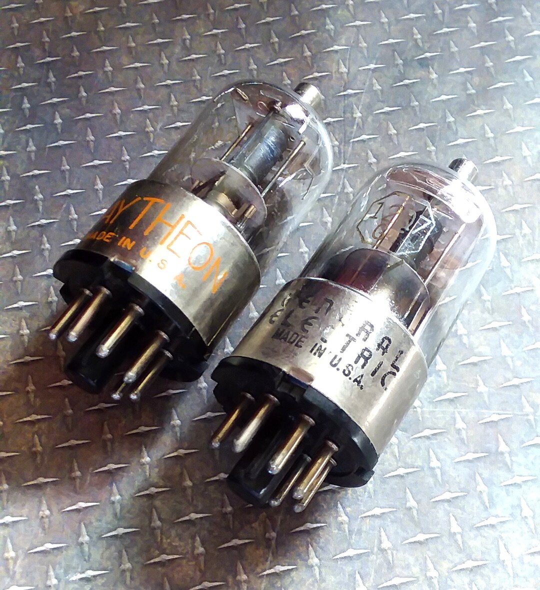 Cool Pair of Vintage Vacuum Tubes in Very Good Condition for Makers ...