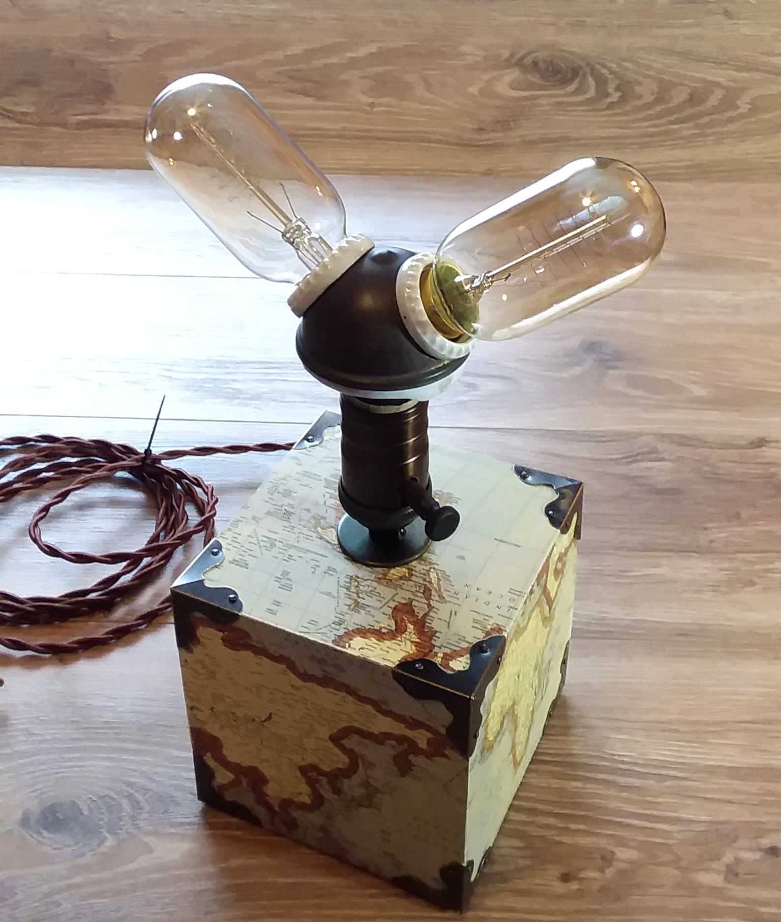 Super Cool cube Earth Custom Steampunk Lamp - Etsy