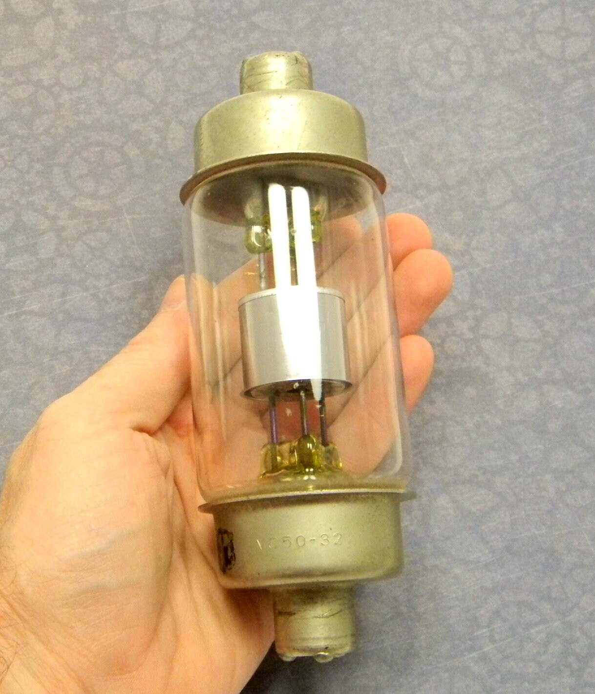 Glass Capacitor