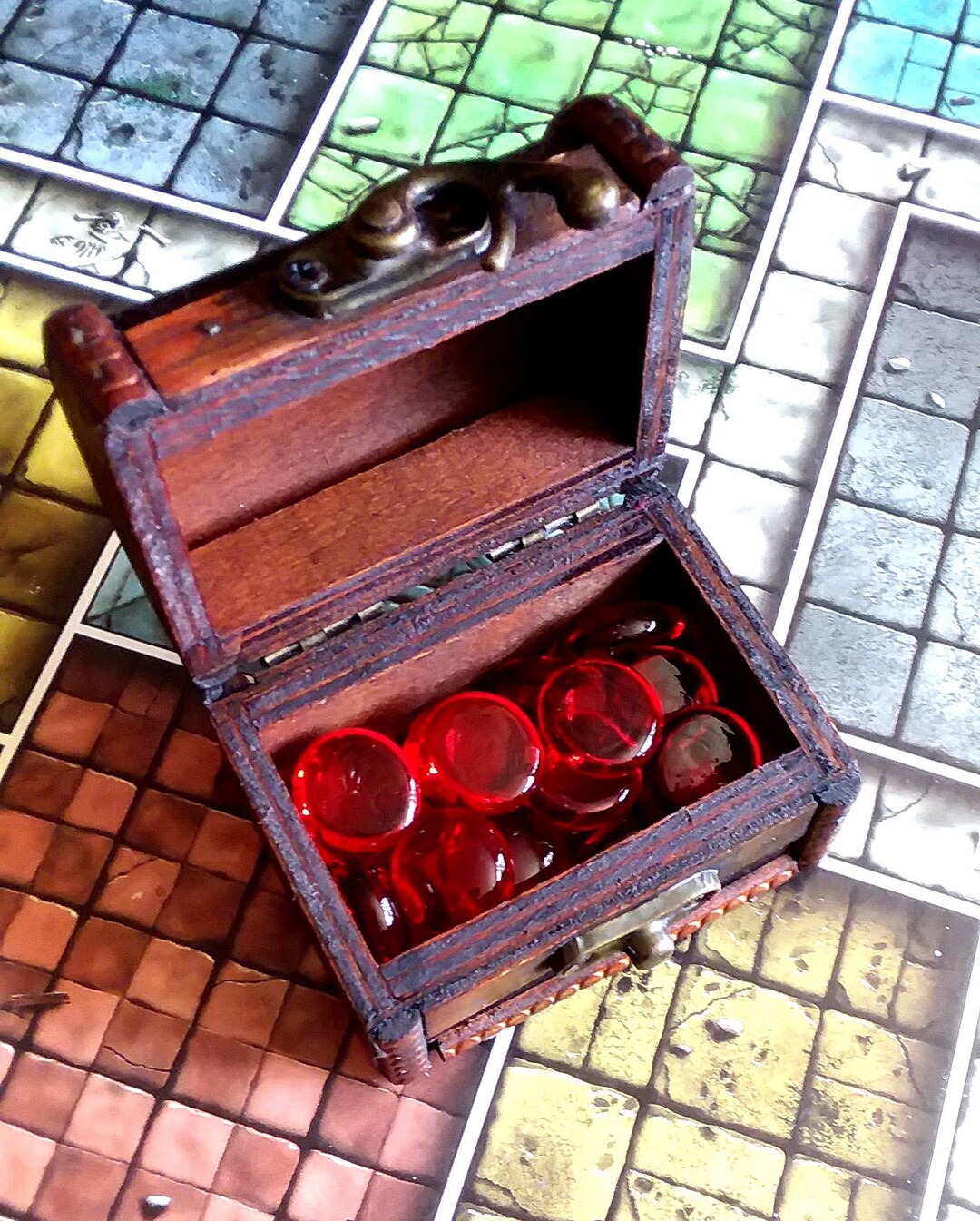 Cool Custom-made Life Counter Chest for Magic: the Gathering & Other ...