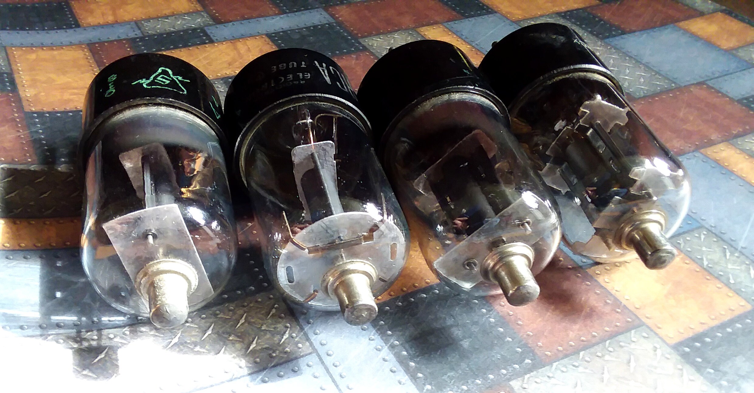 Great Set of 4 Vintage Vacuum Tubes In Very Good Condition for | Etsy