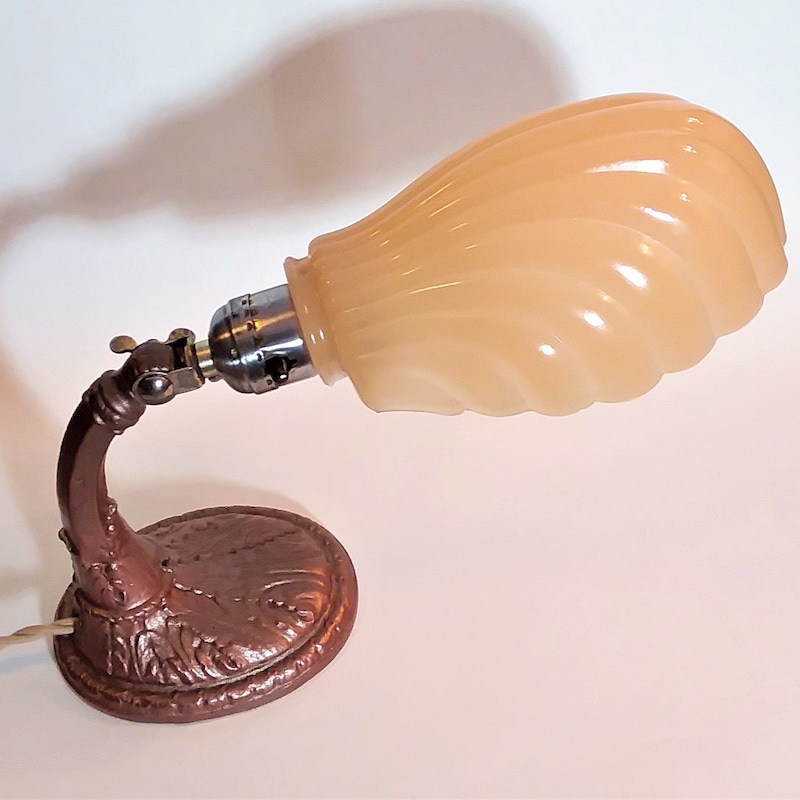 Clamshell Lamp - Etsy