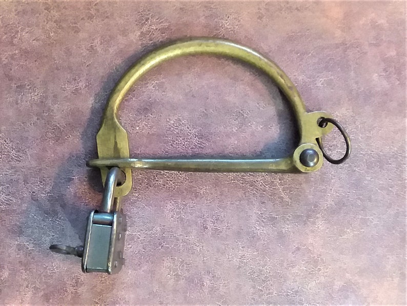 Unusual Vintage Brass Shackle and Padlock. Kit Bag Shackle or Archaic ...