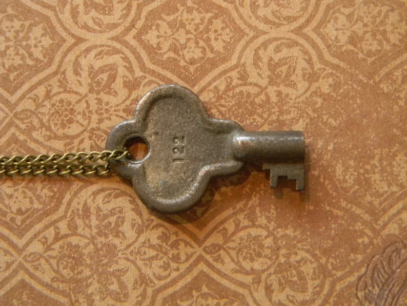Cool Vintage Barrel Key and Petite Victorian Steampunk - Etsy