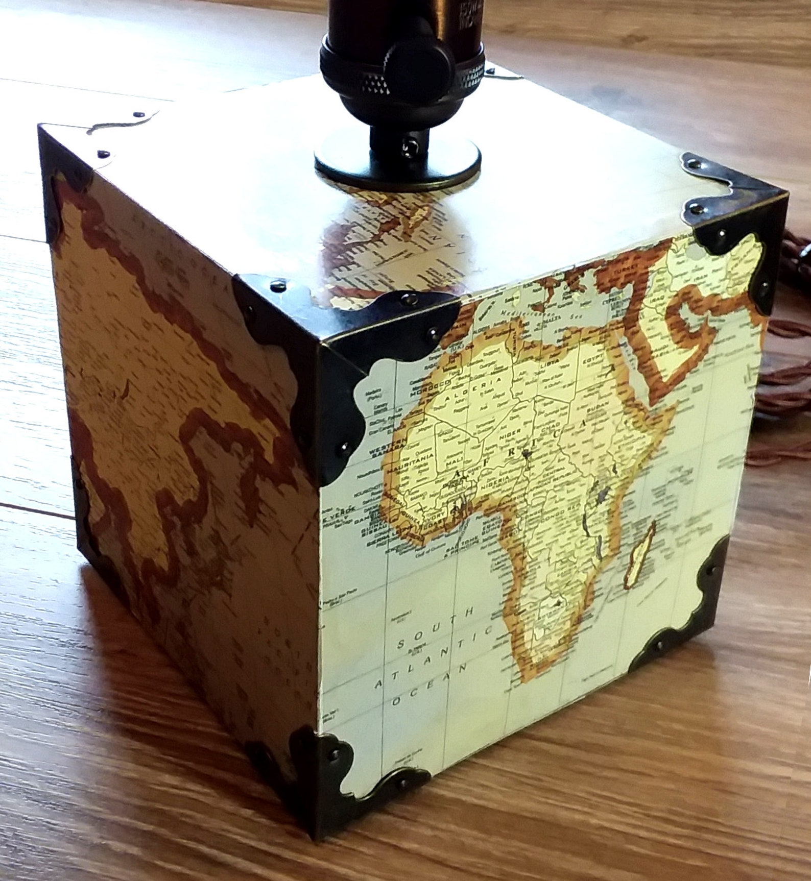 Super Cool cube Earth Custom Steampunk Lamp - Etsy