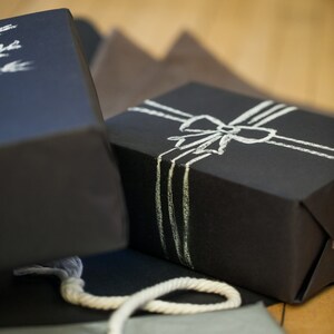 Matte Black Wrapping Paper Roll 30 Feet Chalkboard Gift Wrap Black ...