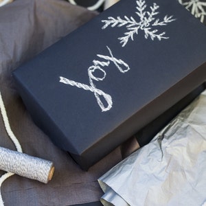 Matte Black Wrapping Paper Roll 30 Feet Chalkboard Gift Wrap Black ...