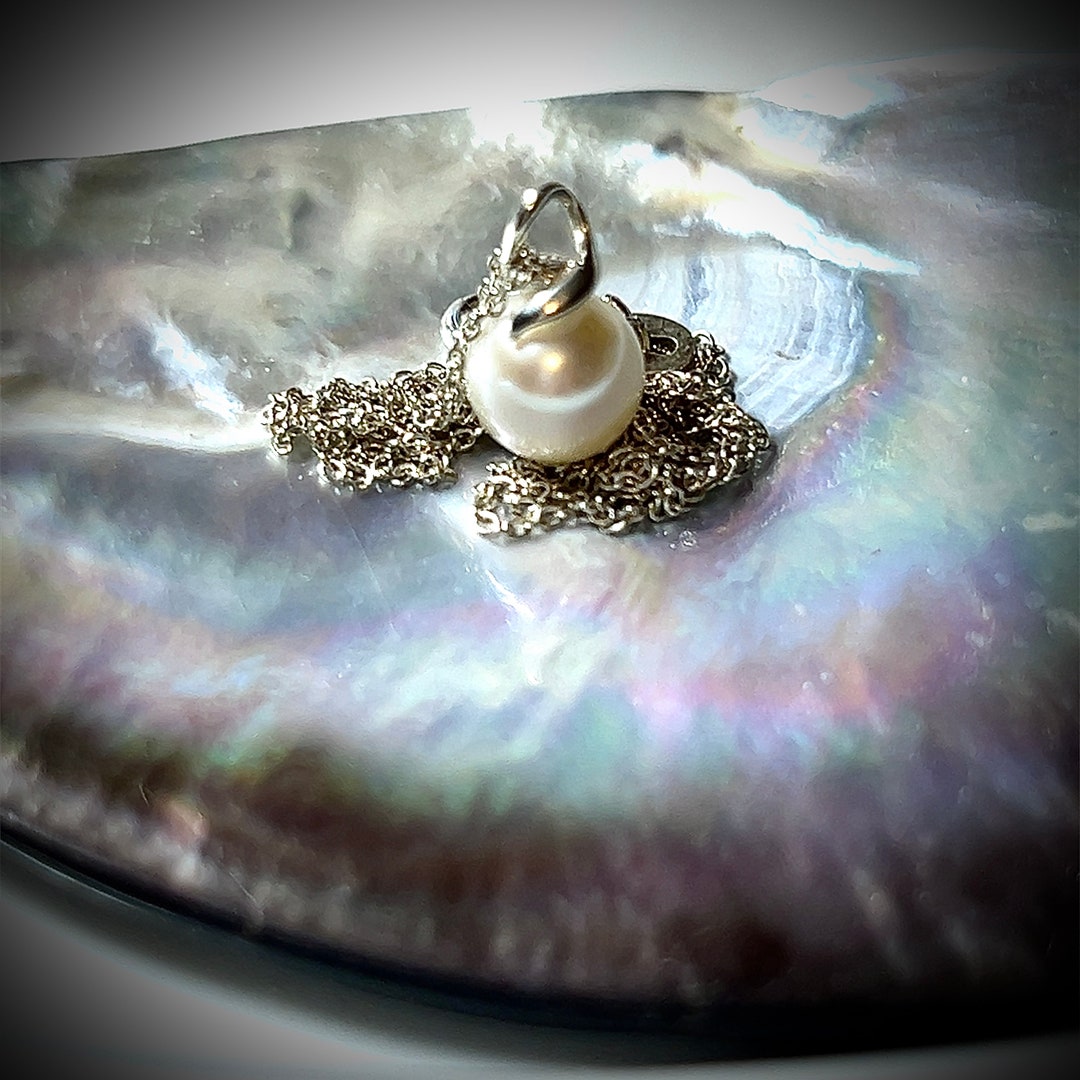 Freshwater Pearl Pendant—pearl Pendant and Pearl Earrings—pearl Gift ...