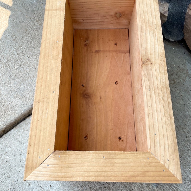 Small Cedar Planter Box - Etsy