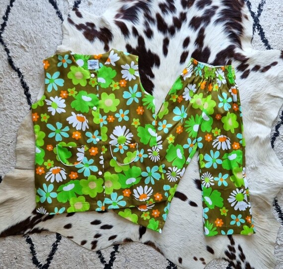 Vintage Kitsch Retro 1960s CUCKOO Deadstock Bold Flow… - Gem