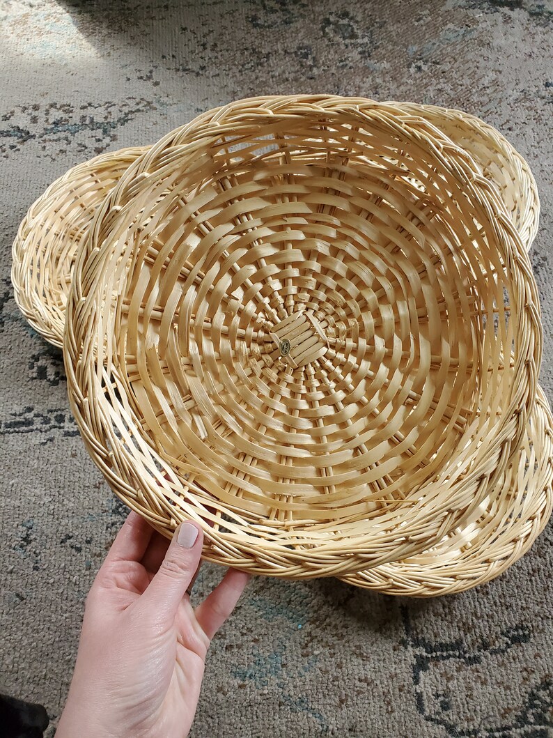 Vintage Flat Woven Basket Set Set of 4 Woven Chargers Basket - Etsy