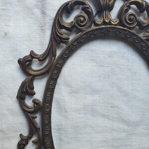 Vintage Brass Metal Picture Frame, Metal Picture Frame, Oval Shaped ...