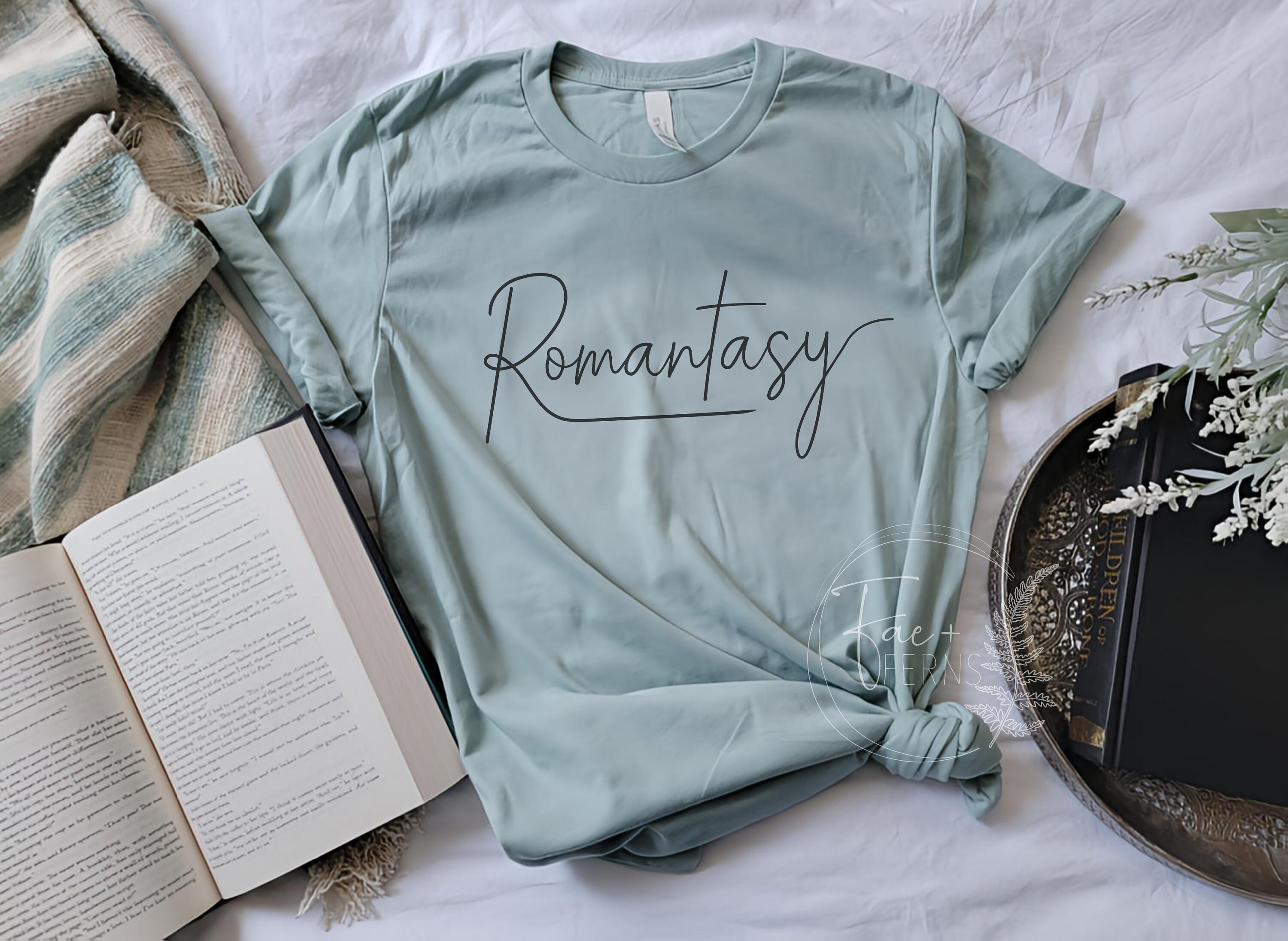 Romantasy T-shirt Reading Shirt Book Lovers Tee Book Club | Etsy