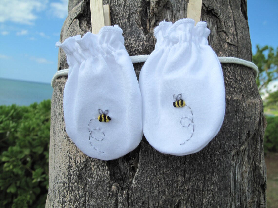 Newborn Bee Mittens, Baby Shower Gift, New Baby Boy and Girl Mittens ...