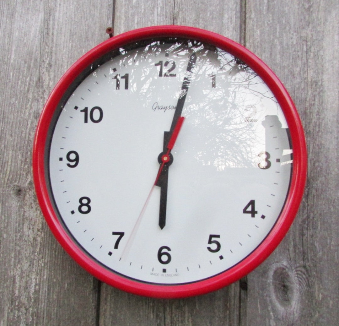 1991 Red Grayson Vintage Clock - Etsy